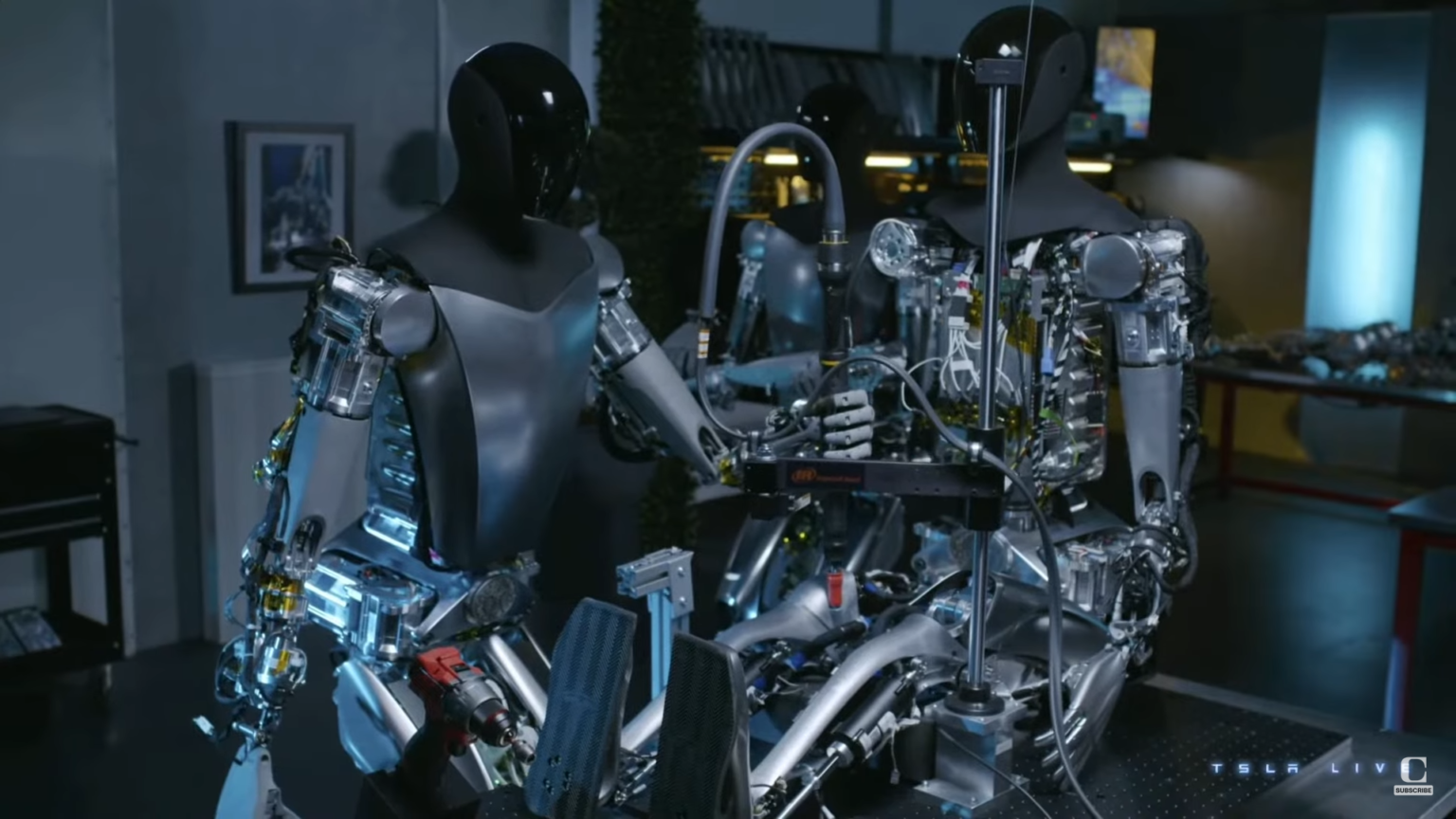 Tesla Bot Optimus in Version 2.0 - T&Emagazin